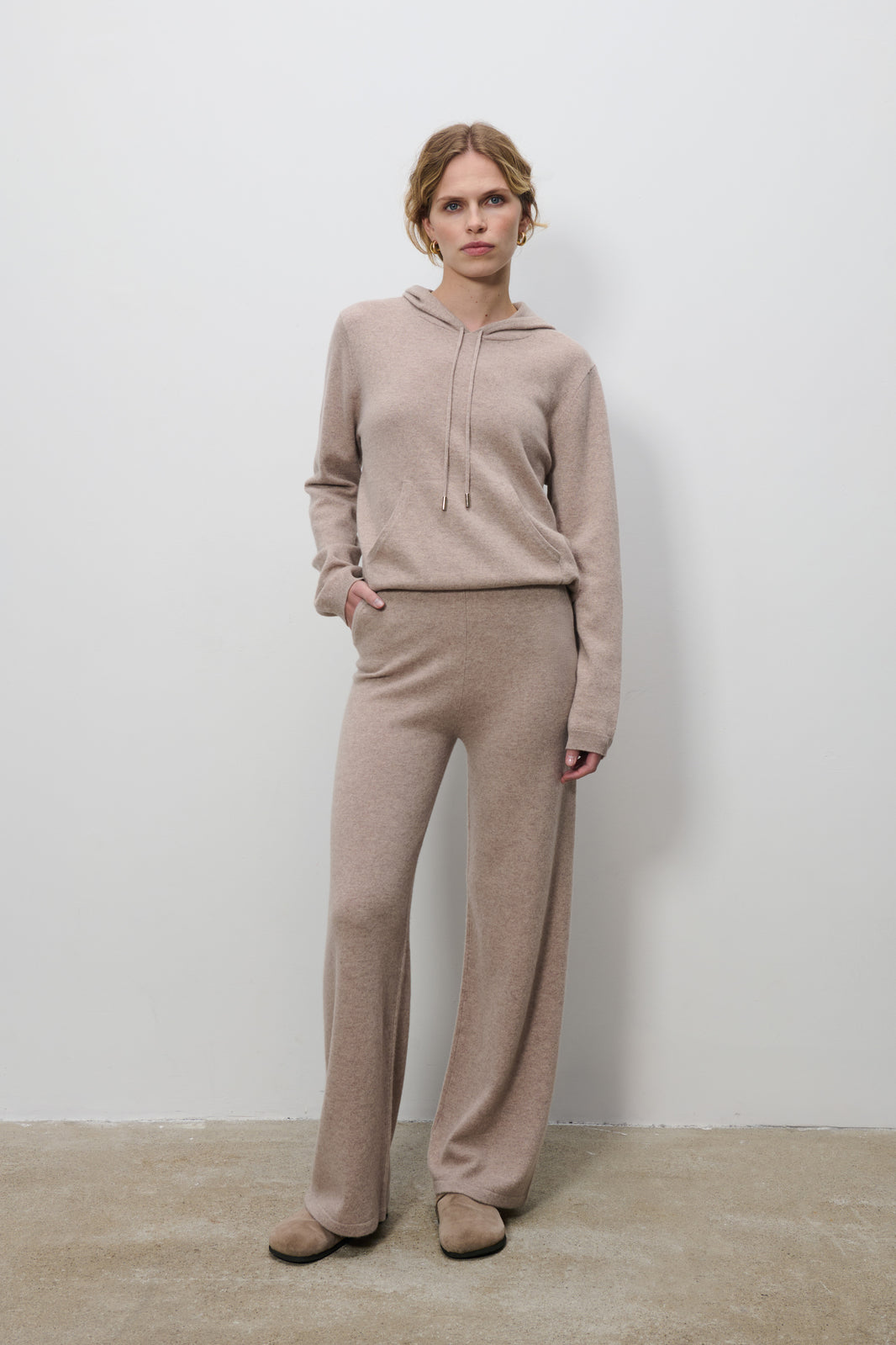 NEW COLLECTION – Jenesequa